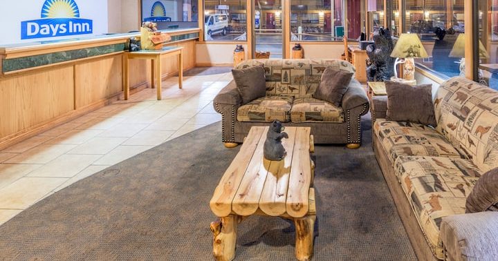 DAYS INN BLACK BEAR | Travel Salem