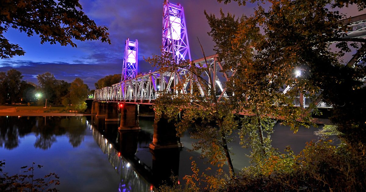 UNION STREET RAILROAD PEDESTRIAN & BICYCLE BRIDGE | Travel Salem
